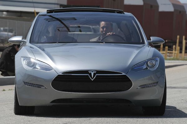 Tesla and the New York Times Argue Over Electric Cars | TIME.com